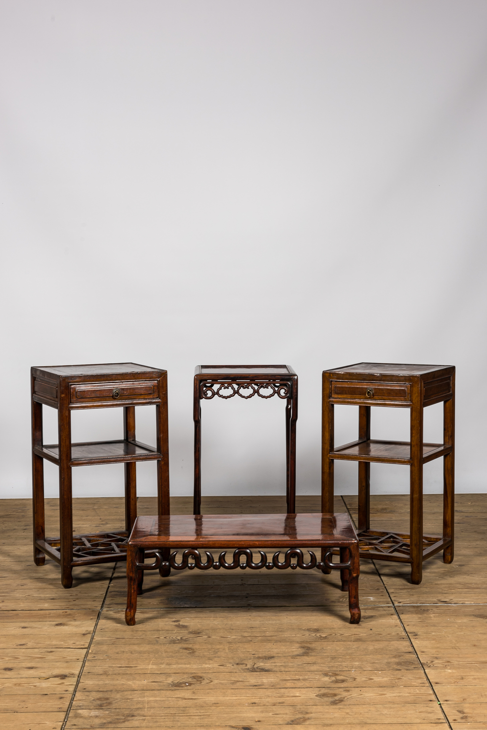Four Chinese wooden stands, 19/20th C. - Rob Michiels Auctions